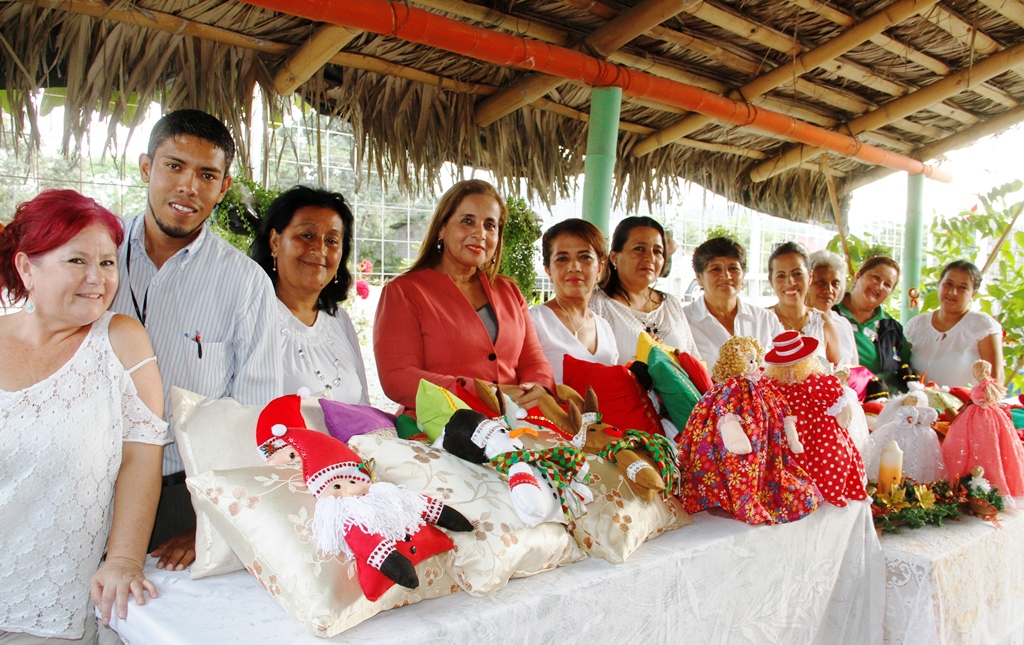 Artesanías hechas en Calceta – REVISTA DE MANABÍ
