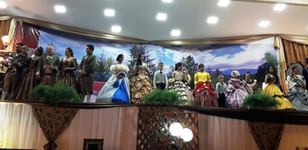 La verbena de Chone volvió a derrochar elegancia y alegría – REVISTA DE ...