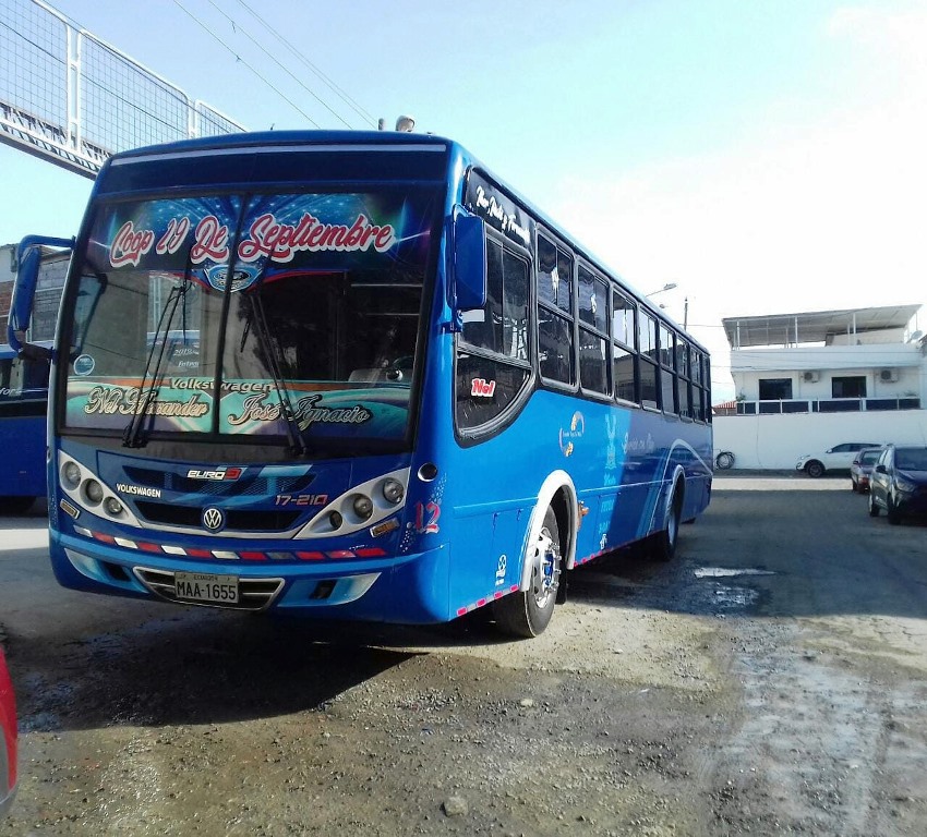 50 % de buses urbanos ha vuelto a las calles de Manta – REVISTA DE MANABÍ