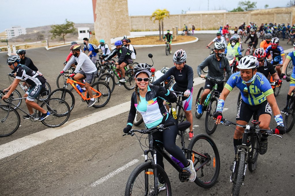 Hubo ciclo-paseo para reabrir el Museo Pacocha, depositario de la ...