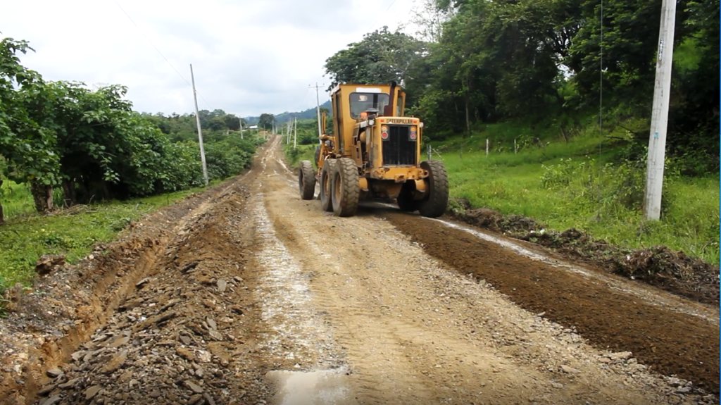 Mejoran el anillo viario rural de la zona sur de Manabí – REVISTA DE MANABÍ