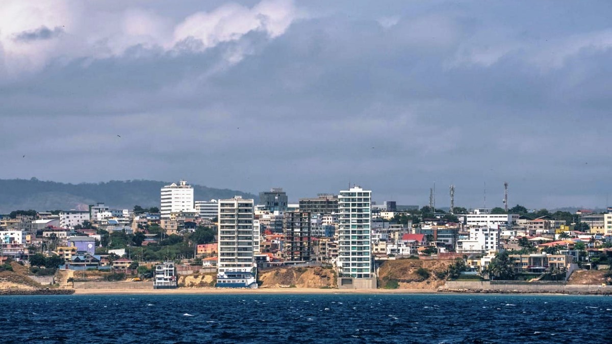 Gobierno municipal recoge datos de las edificaciones urbanas de Manta ...