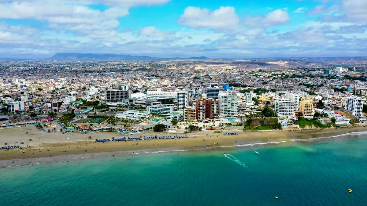 El futuro de Manta expuesto en un conversatorio público – REVISTA DE MANABÍ