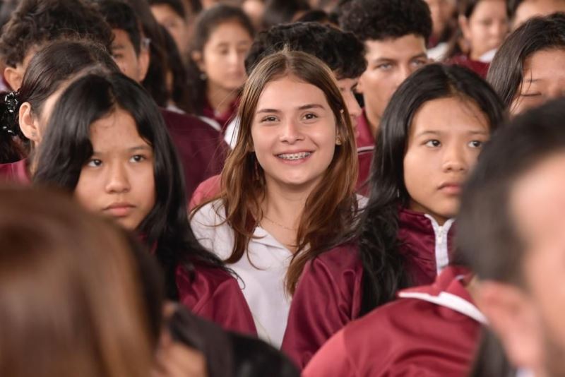 Manta Bachiller alcanza para estudiantes de Montecristi – REVISTA DE MANABÍ